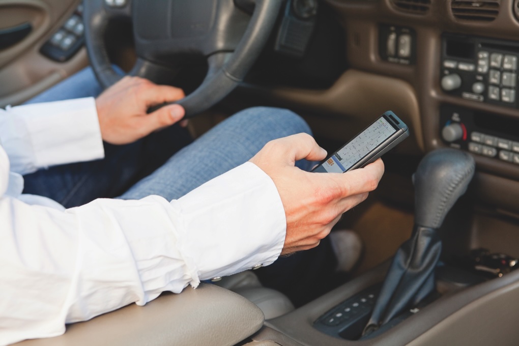 Eyes on the road: Enforcement of ‘hands-free’ law begins in June ...